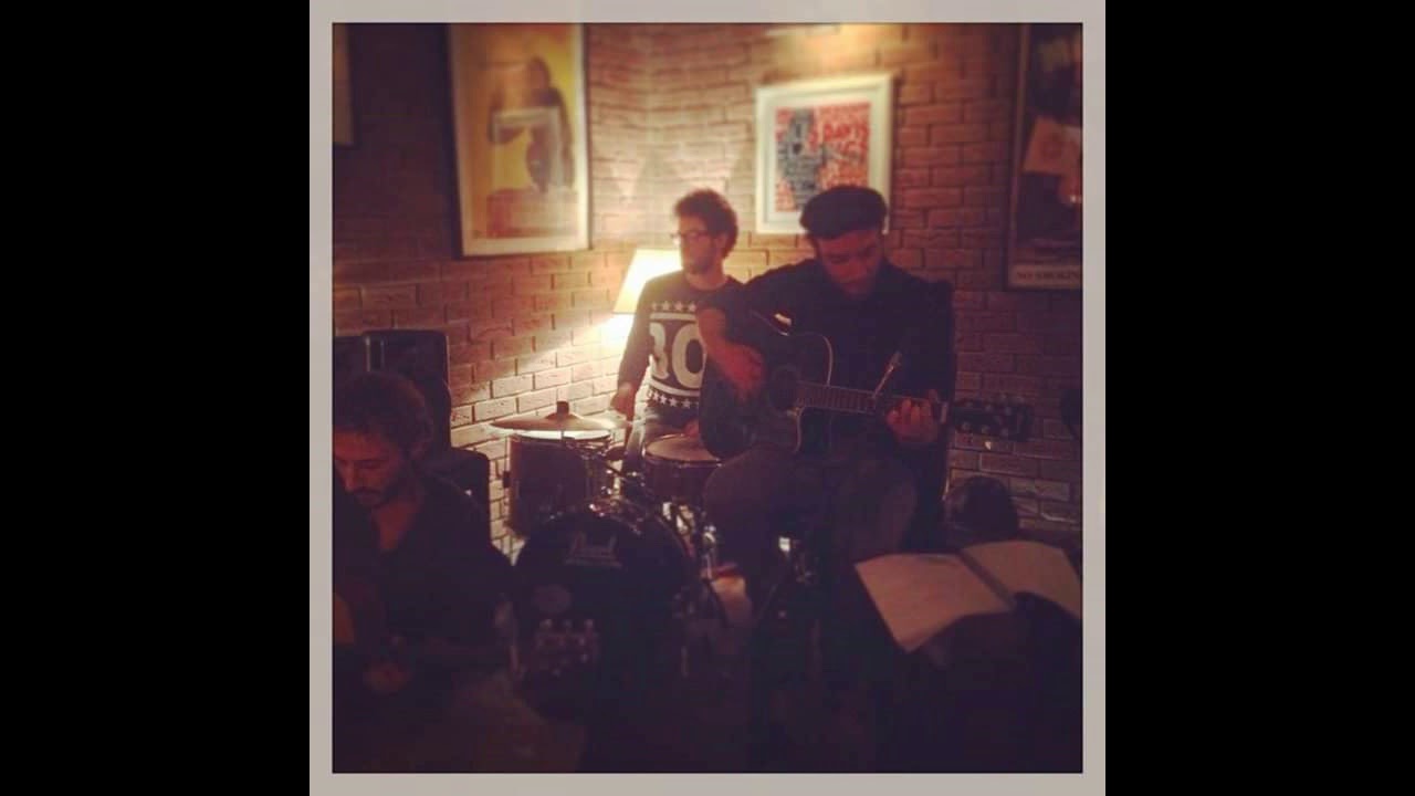 Alessio Greco Trio - L'artista Registrazione Live - YouTube