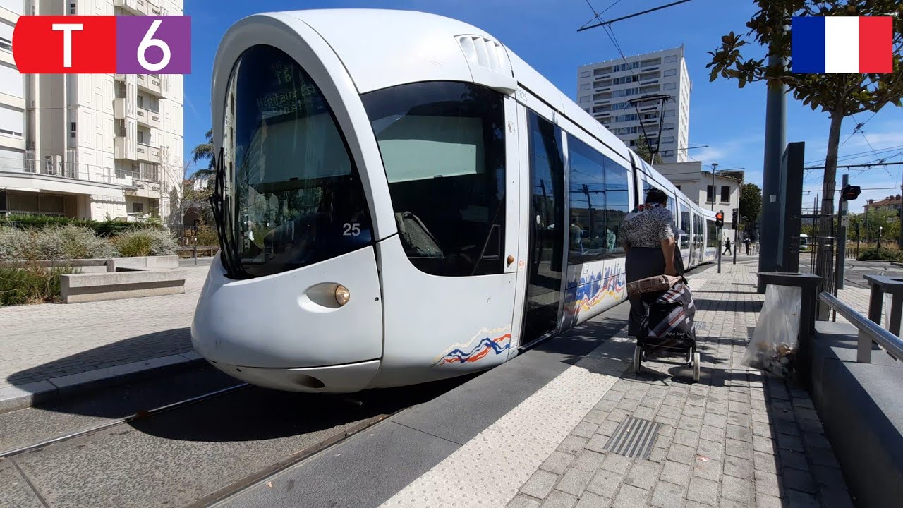 Tramway T6 à Lyon en France - YouTube