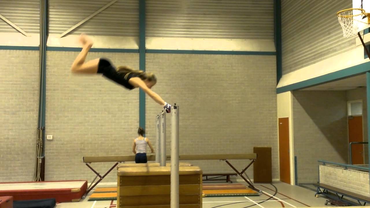 Marena - reus rekstok - YouTube