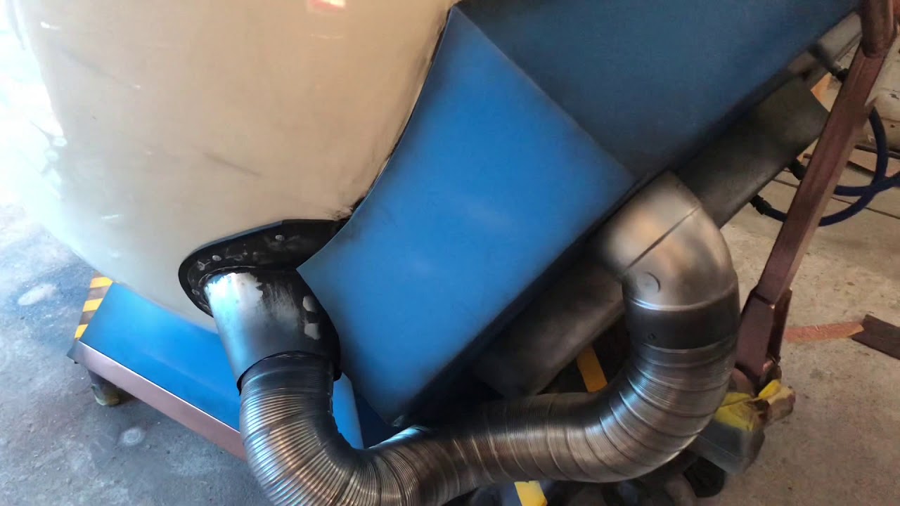 LIFE SIZE SAIYAN SPACE POD - YouTube