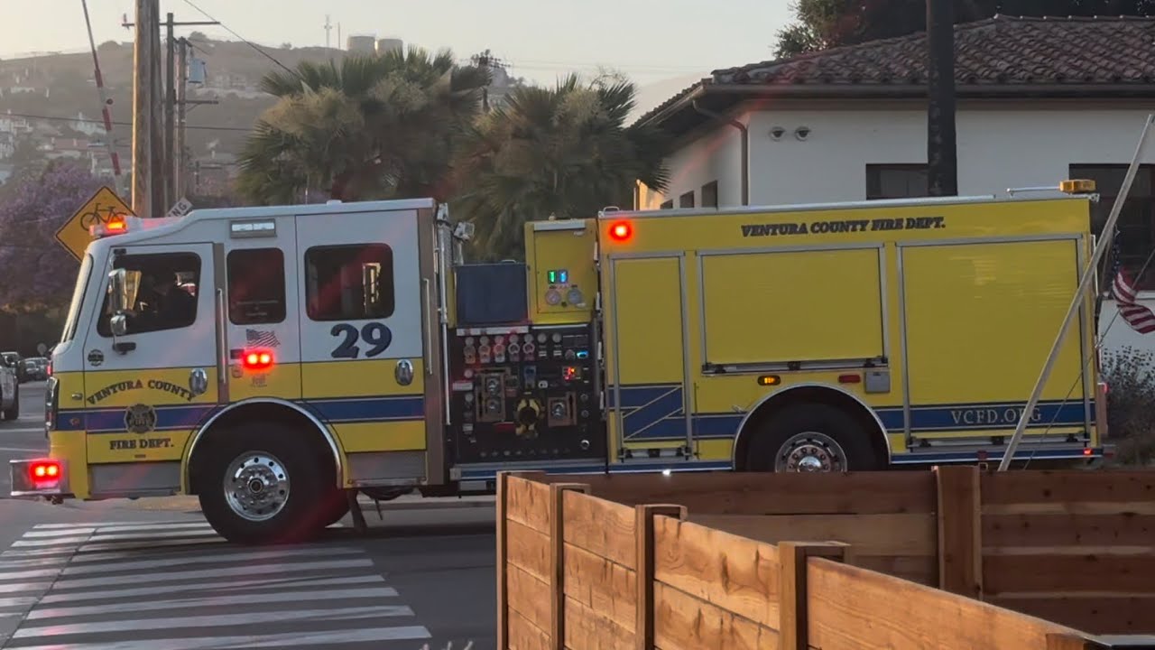 Ventura County Fire Department Medic Engine 29 ( ME29 ) Responding ...