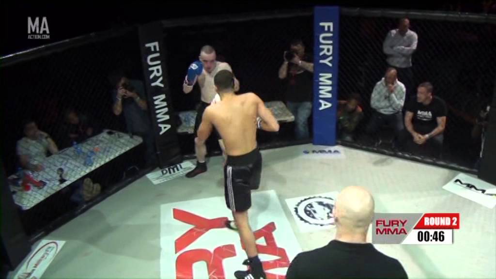 Jack Benham vs Marley Edwards - YouTube