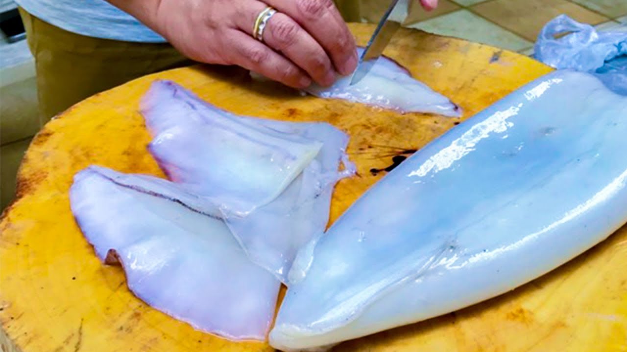 How To Clean Squid (Squid Recipe) - YouTube