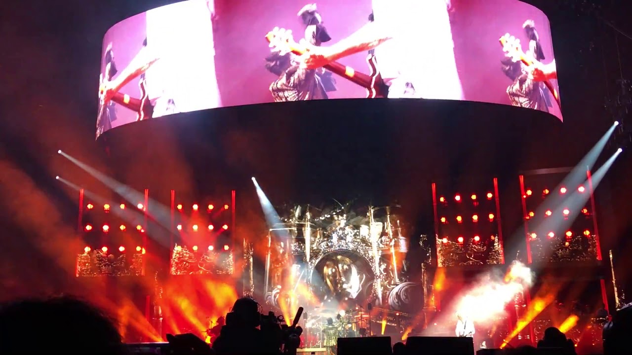 QUEEN+Adam Lambert -Tokyo 2020,0125 - The Show Must Go On - YouTube