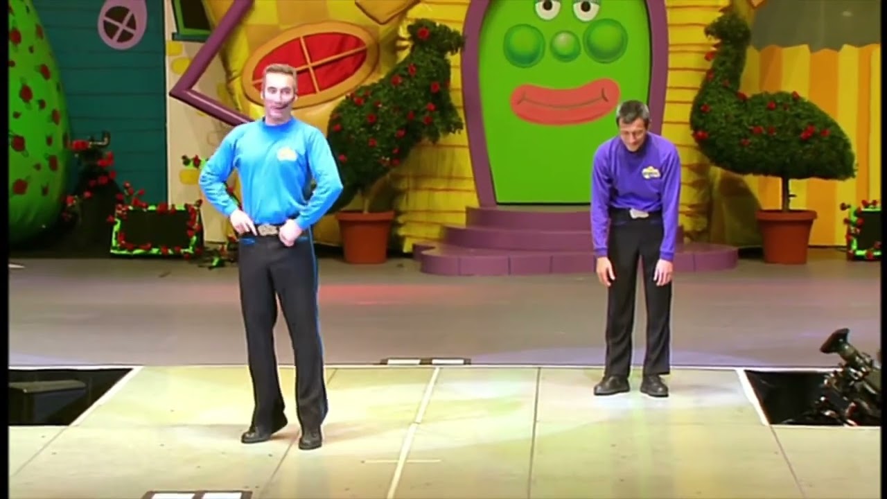 Wiggles Jeff Sleeping Bed The Wiggles Wake Up Jeff Roll Up Sleeping