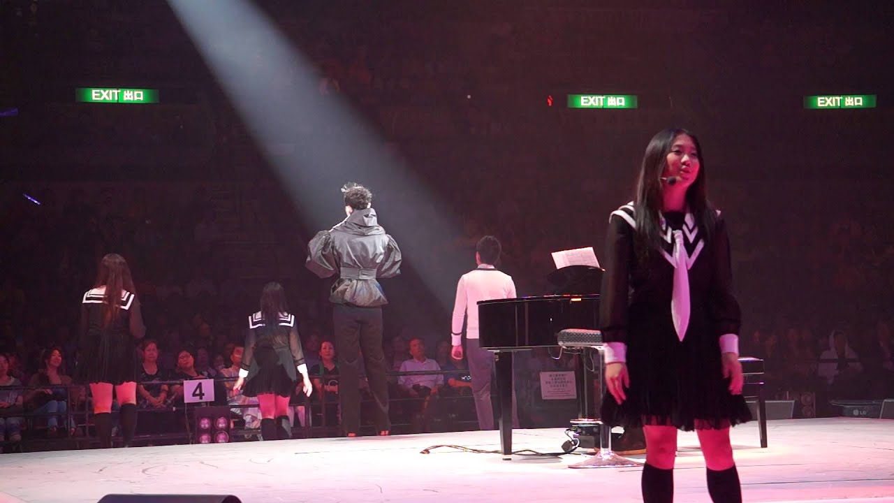 Sally Yeh Concert 2012 (HK) 祝福 - YouTube