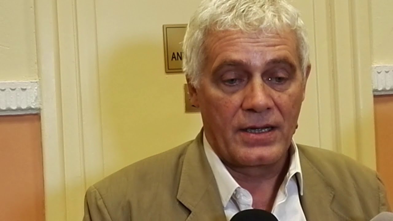 Χανια: Ο Τσιρωνης για τους δασικους χαρτες - YouTube