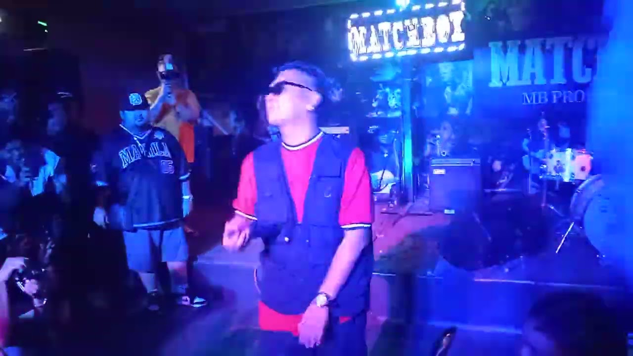 Smugglaz - Freestyle @Matchbox (Repablikan Syndicate Anniversary) - YouTube