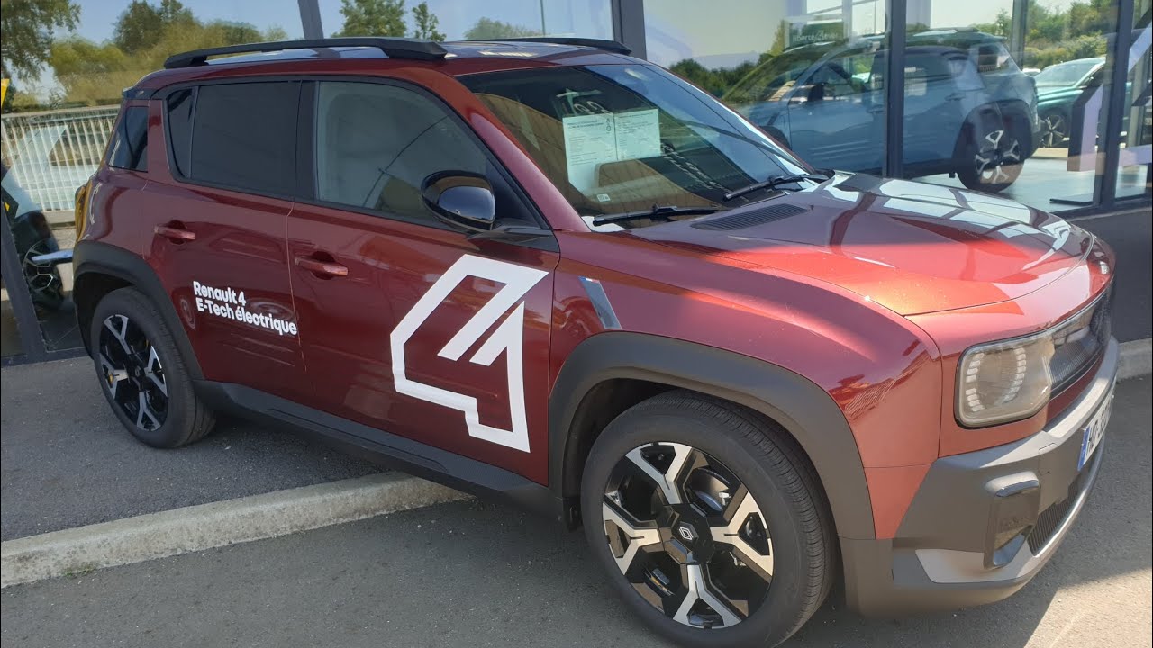 PRÉSENTATION RENAULT R4 E-TECH ÉLECTRIQUE 2025 VOITURE D'ESSAI CHEZ ...