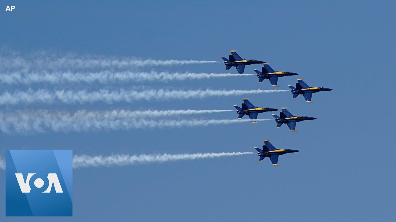US Navy Blue Angels Squadron Flies Over Houston, Texas - YouTube
