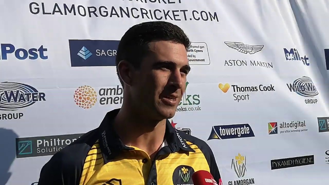 Ruaidhri Smith reacts to Surrey defeat - YouTube