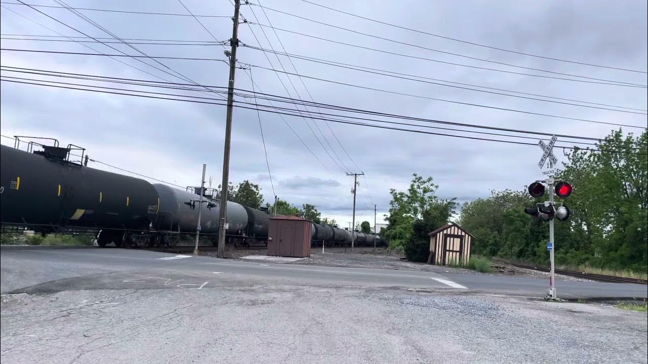 NS 6K4 and KH05 (RBMN YJNR) - YouTube