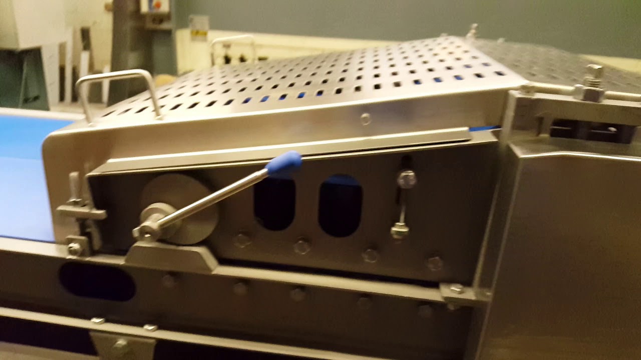 Meat Flattening Machine 600 mm - CM Machine Services Ltd. - YouTube