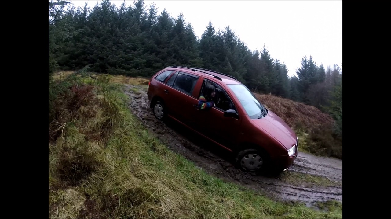 Skoda Fabia off road - YouTube