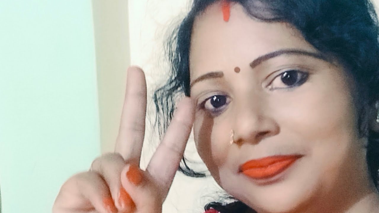 Moni Yadav is live! - YouTube