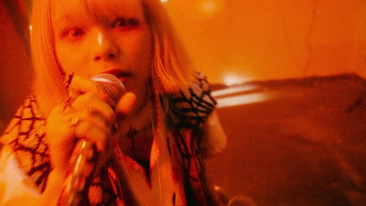 4s4ki - m e l t （Official Music Video） - YouTube