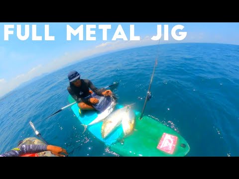 FAST JIGGING/KAYAK FISHING PALABUHARTU - YouTube