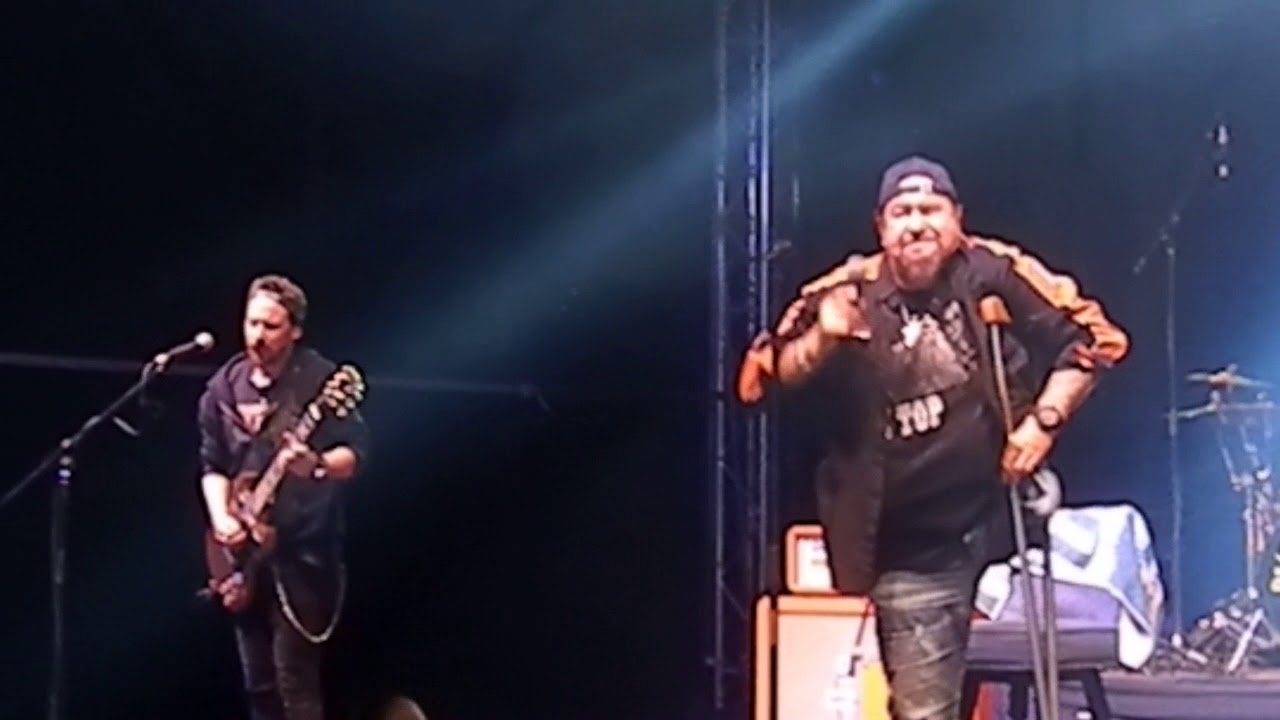 Deák Bill Blues Band - Tetovált Lány - YouTube