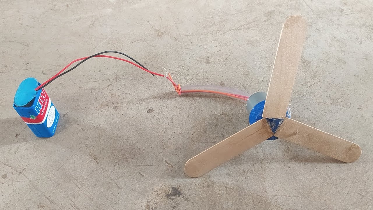 Mini kids ceiling fan banaen |DC motor |battery | clip | bottle cap ...