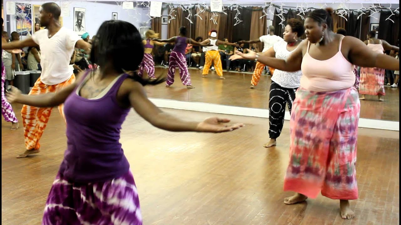 Urban Lamba, African dance from Tri-C Metro - YouTube