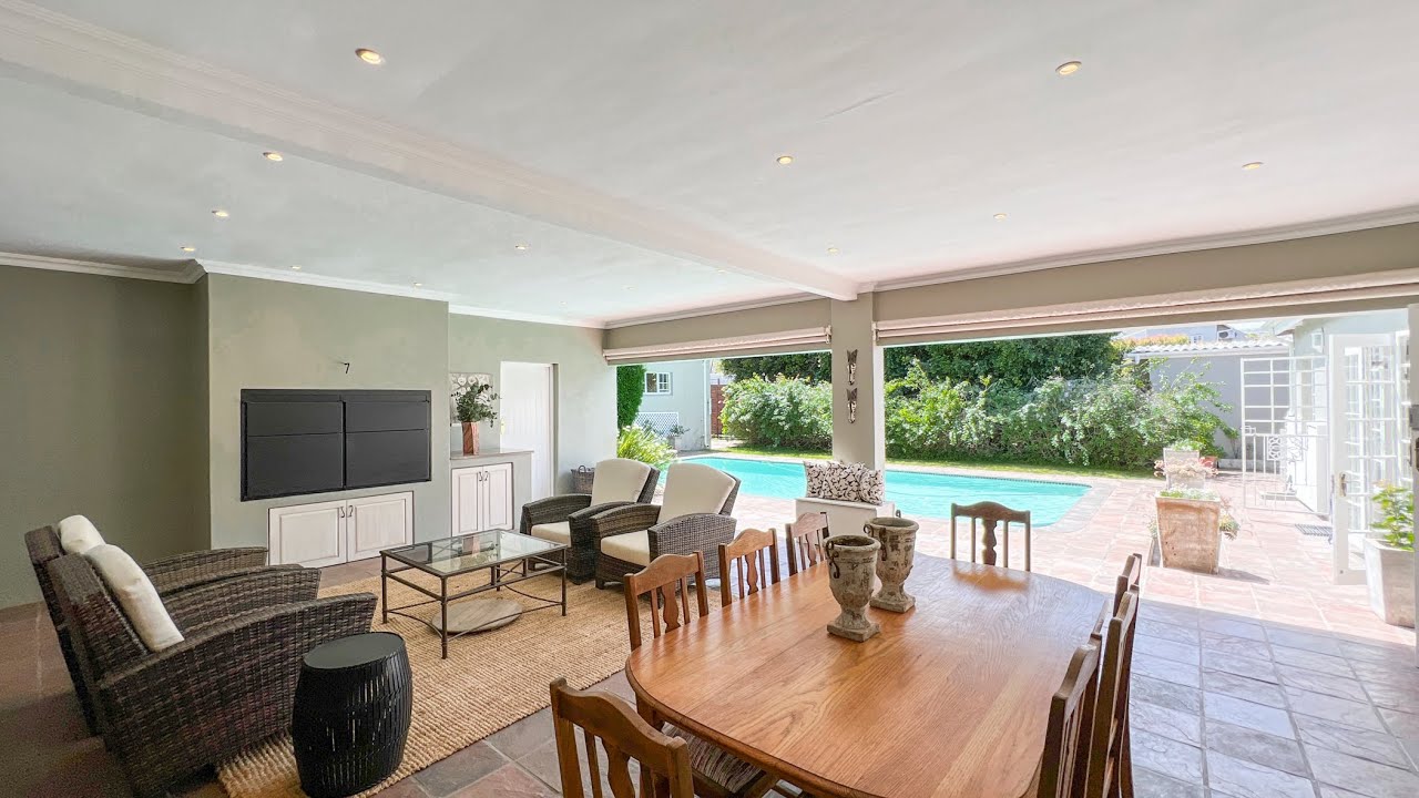 1 Hillbrow Place, Walmer | video tour - YouTube