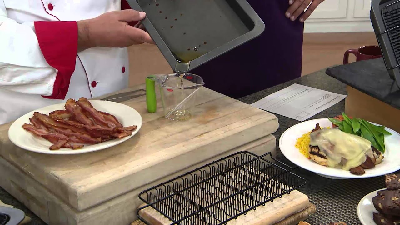 Bacon Bakin' Pan by Chef Tony with David Venable - YouTube