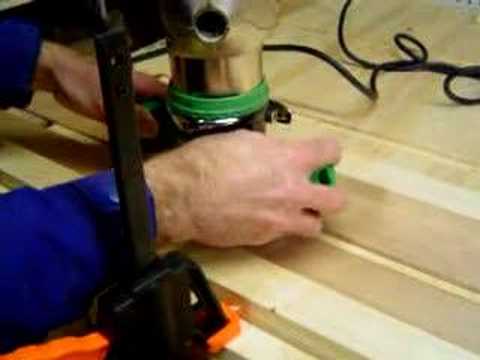 Cutting dadoes for shelves using a router - YouTube