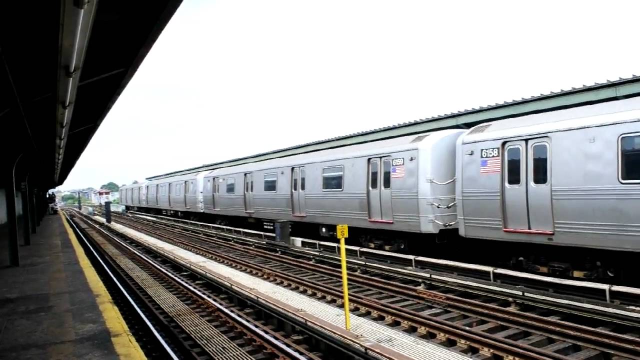 MTA NYC Subway Pullman Standard R46 #6160 on the (A) Inwood bound at ...