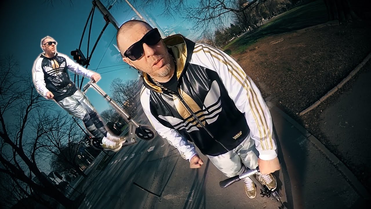 Scooter Riding Street Scootering New City Style - YouTube