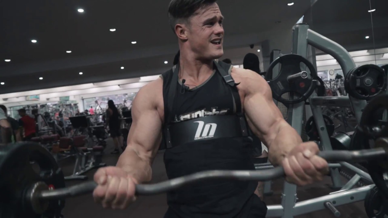 Pull Day Workout at Titan Fitness - YouTube