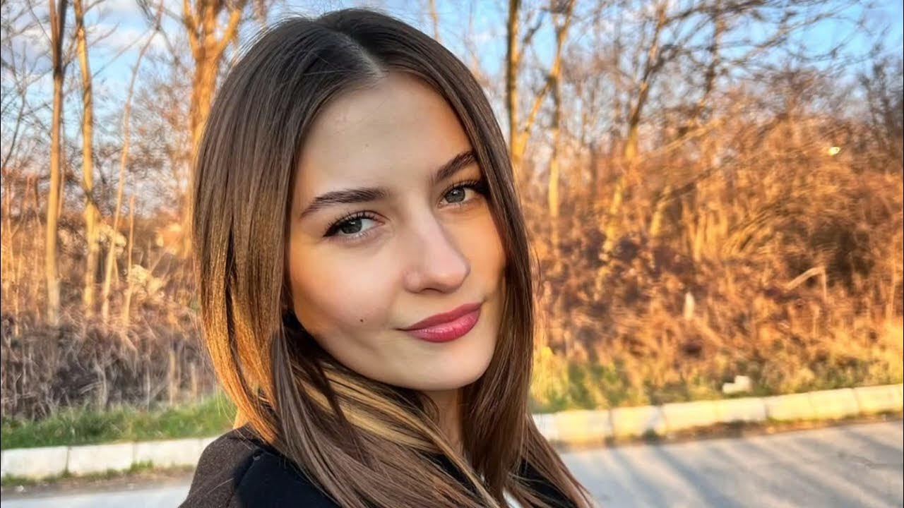 Elina Lizz Biography, Wiki, Boyfriend, Net Worth, and Height - YouTube