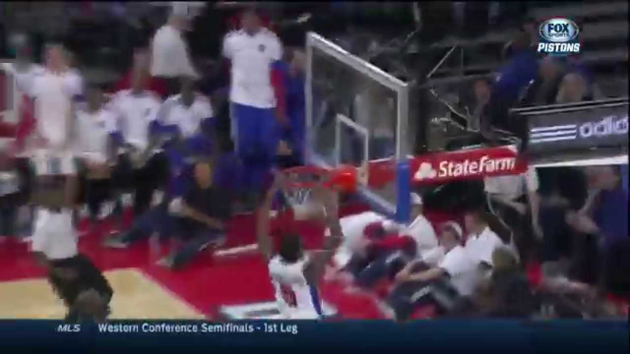 Brandon Jennings threads the needle for a KCP dunk - YouTube