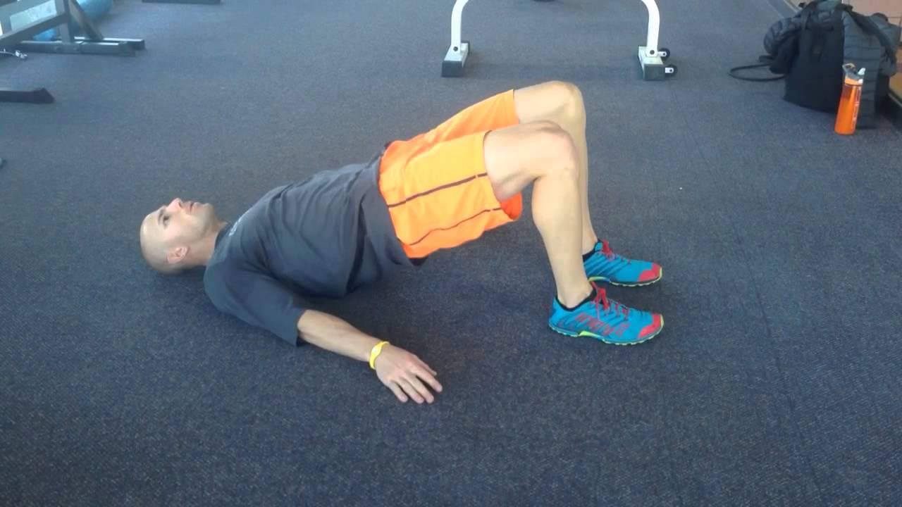 Glute Bridge Hold - YouTube