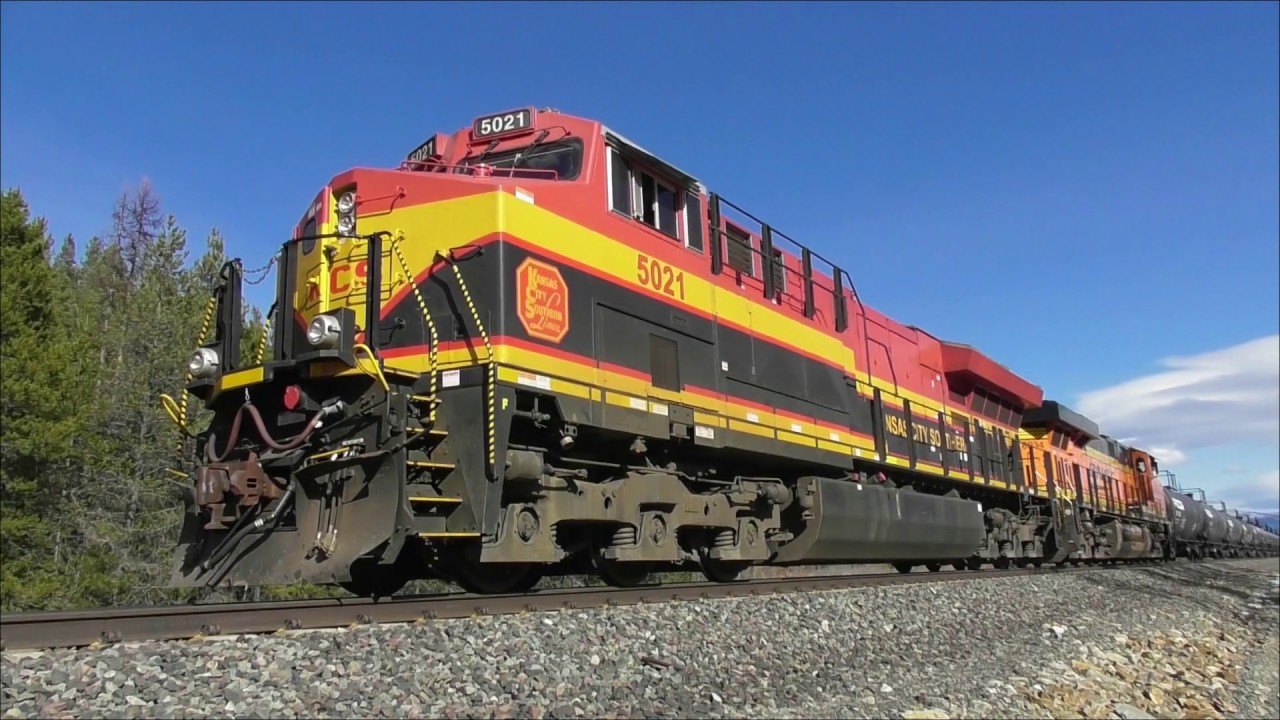 Railfanning BNSF's Northern Transcon Part 2 - YouTube