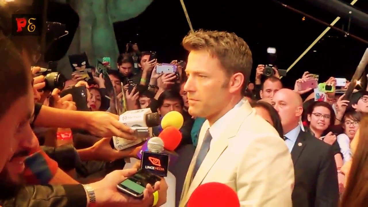 BEN AFFLECK - ENTREVISTA - SUPERMAN & BATMAN - PREMIERE - MEXICO - YouTube