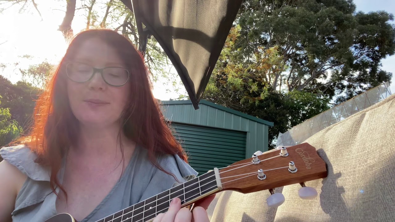 Punchinello circle time song ukulele cover - YouTube