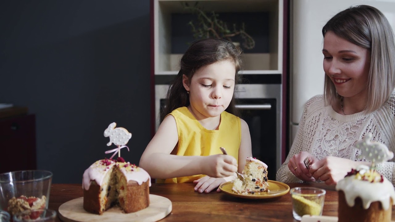 {RFV} MOTHER DAUGHTER EATING CAKE-Free Stock Video Footage Royalty Free ...
