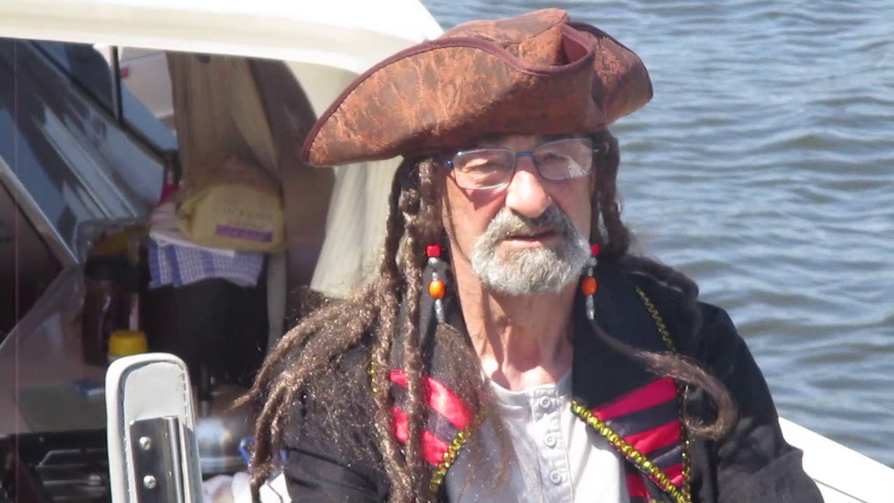 Norfolk Broads - Captain Firth - YouTube