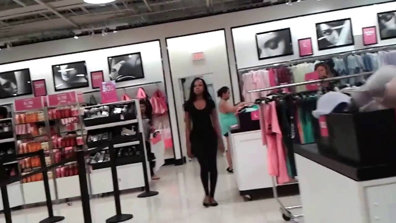 Victoria Secret - Florida outlet - YouTube