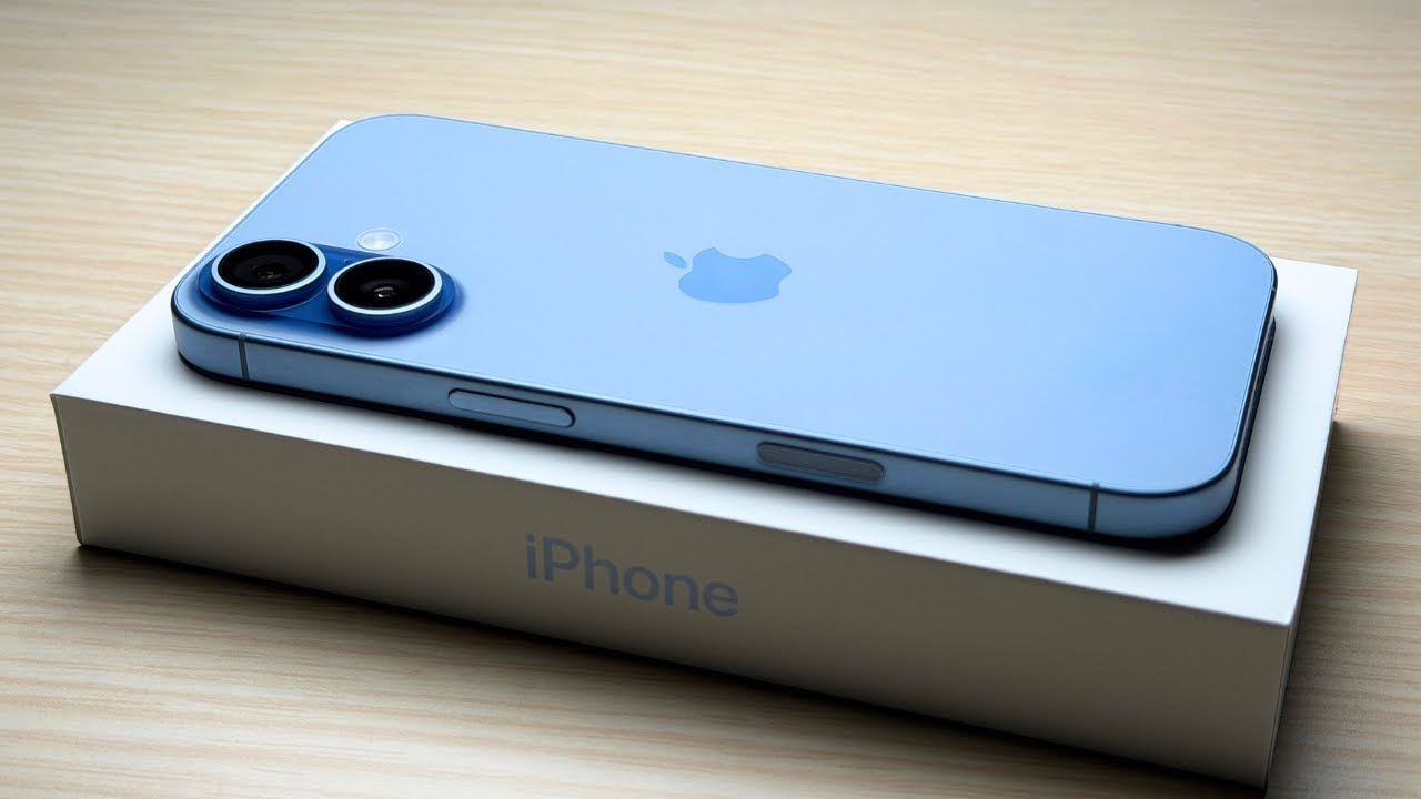 iPhone 17 Mist Blue - Unboxing and Test - YouTube