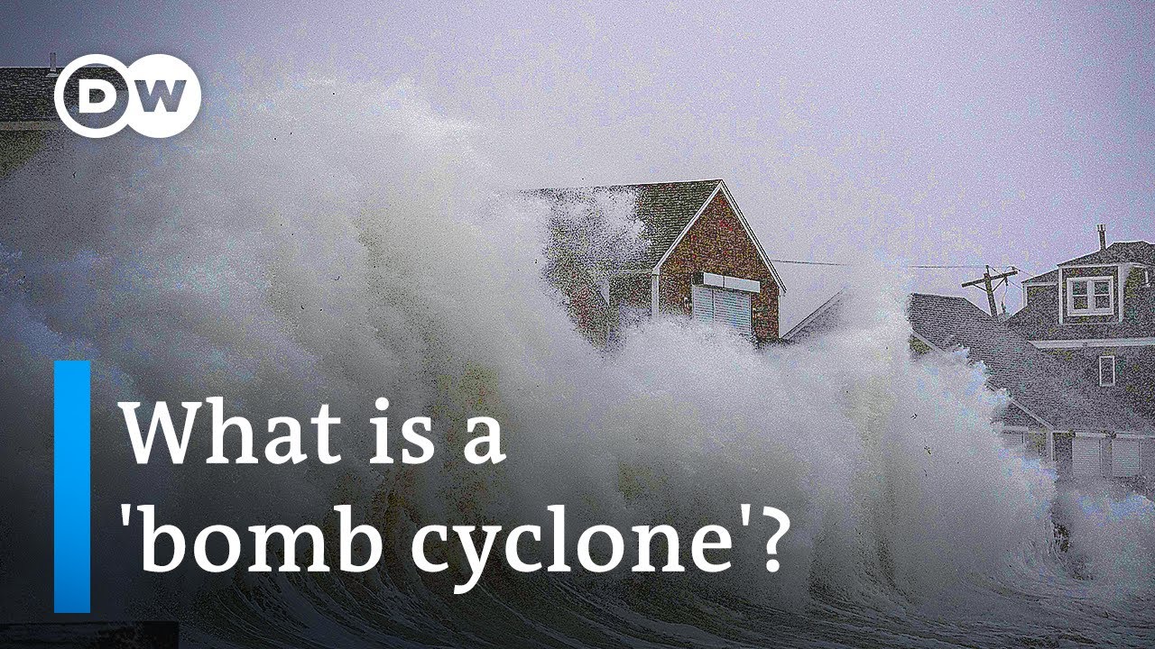 Eastern US pummeled by snow: 'Bomb cyclone' explained | DW News - YouTube