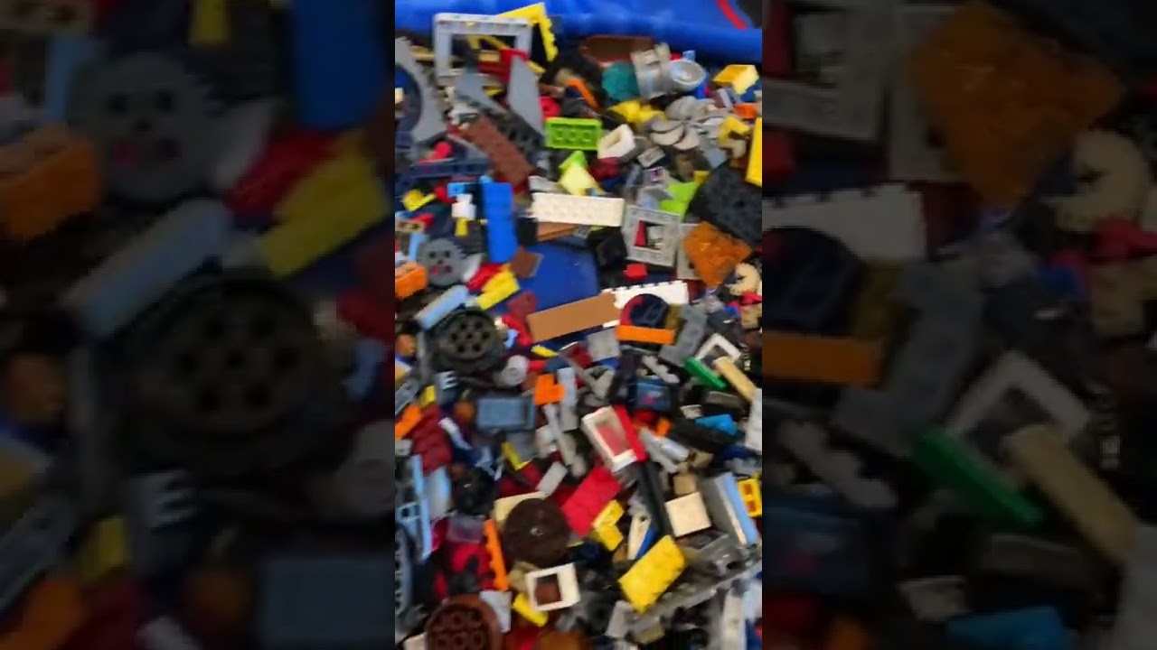 How we build legos now vs how we used to build legos - YouTube