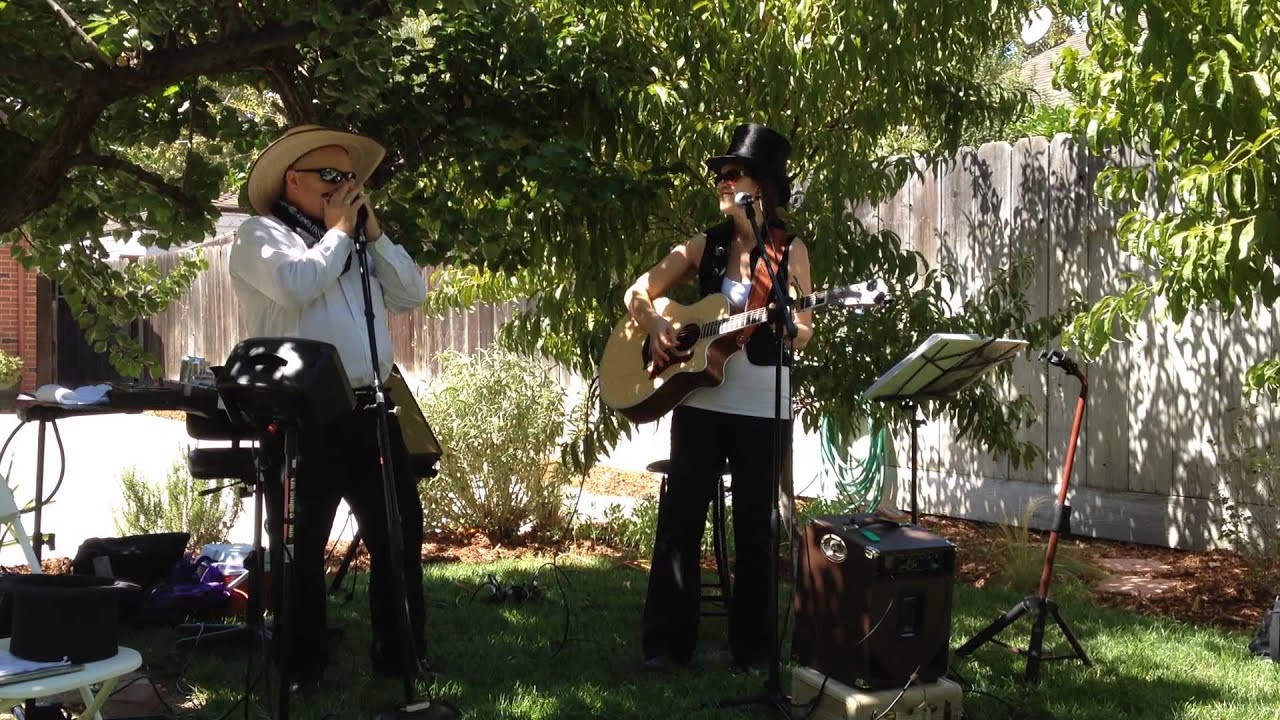 Belle Francisco & Kevin Twitchell - "Rest" - YouTube