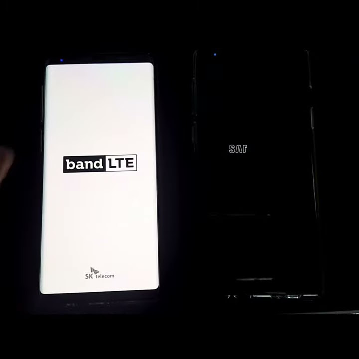 갤럭시 노트9 512GB 부팅대결 (SKT, 자급제) #shorts - YouTube