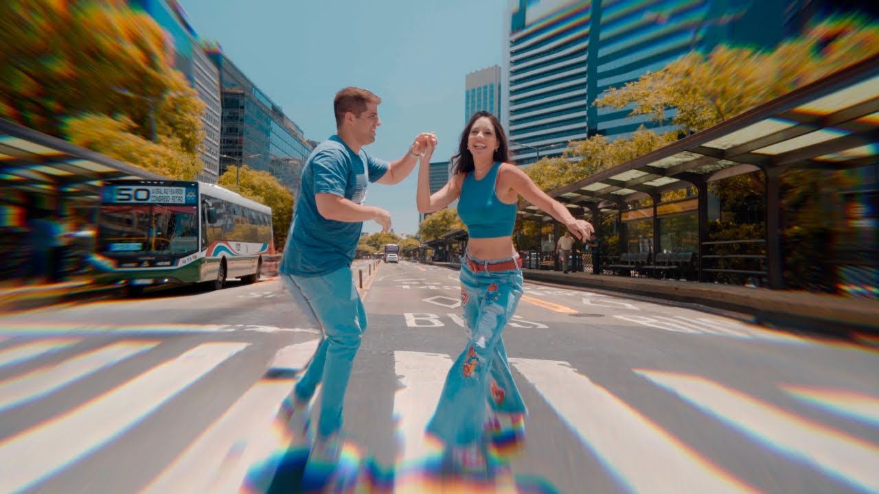Anais Castro - 300 horas (Video Oficial) - YouTube