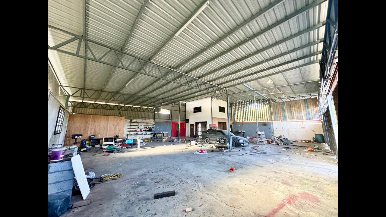 Warehouse for rent @ Pontian - YouTube