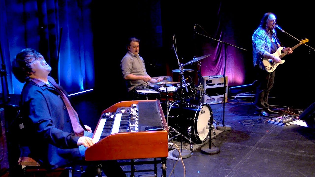 LEROYZ HAMMOND COMBO - All About My Girl (live) - YouTube