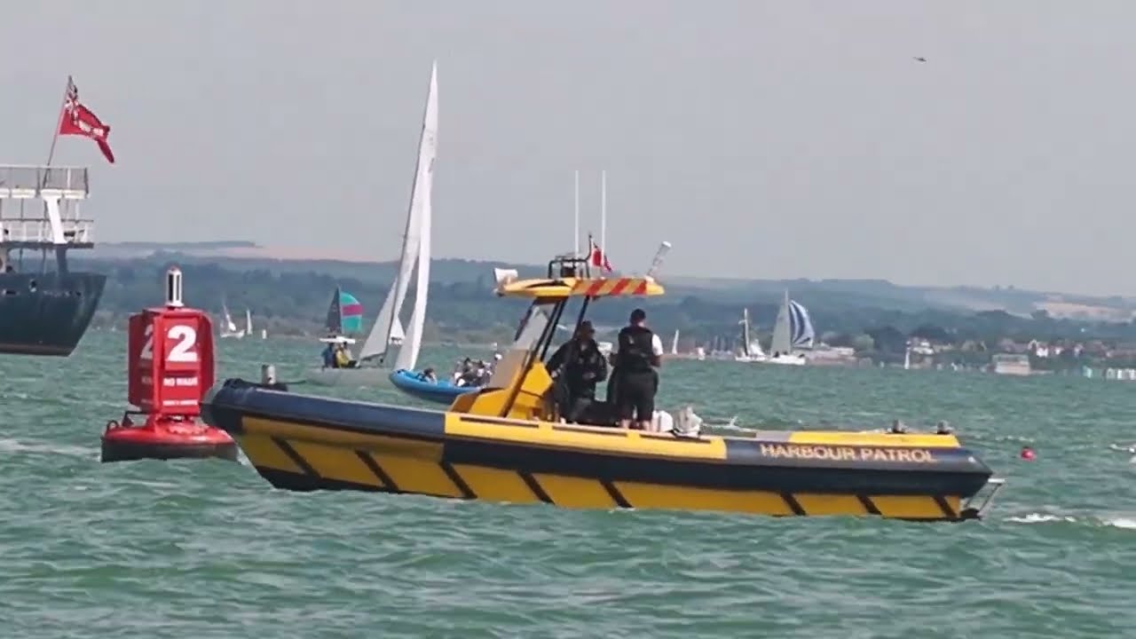 Cowes Week 2022 Day one - YouTube