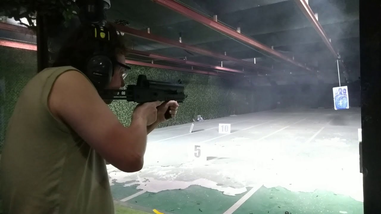 CF-05 Submachine Gun - YouTube