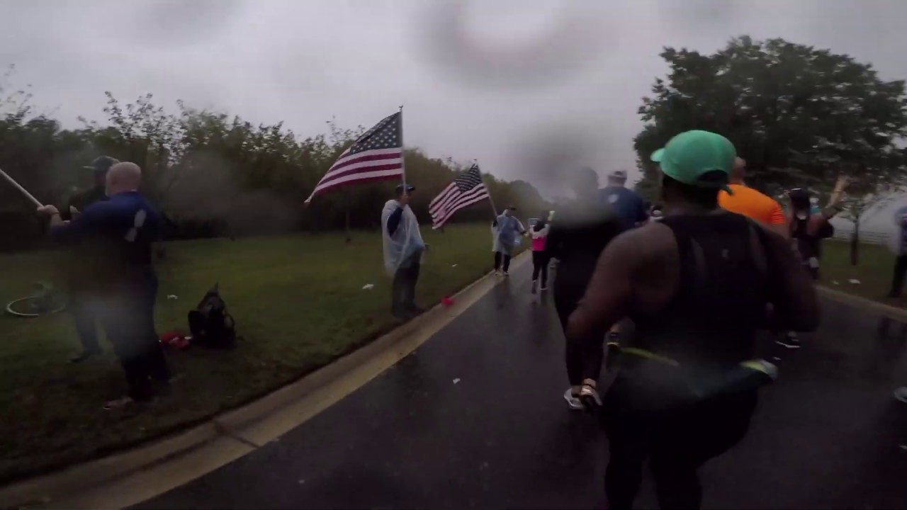 44th Marine Corps Marathon, The Blue Mile, Run to remember. - YouTube